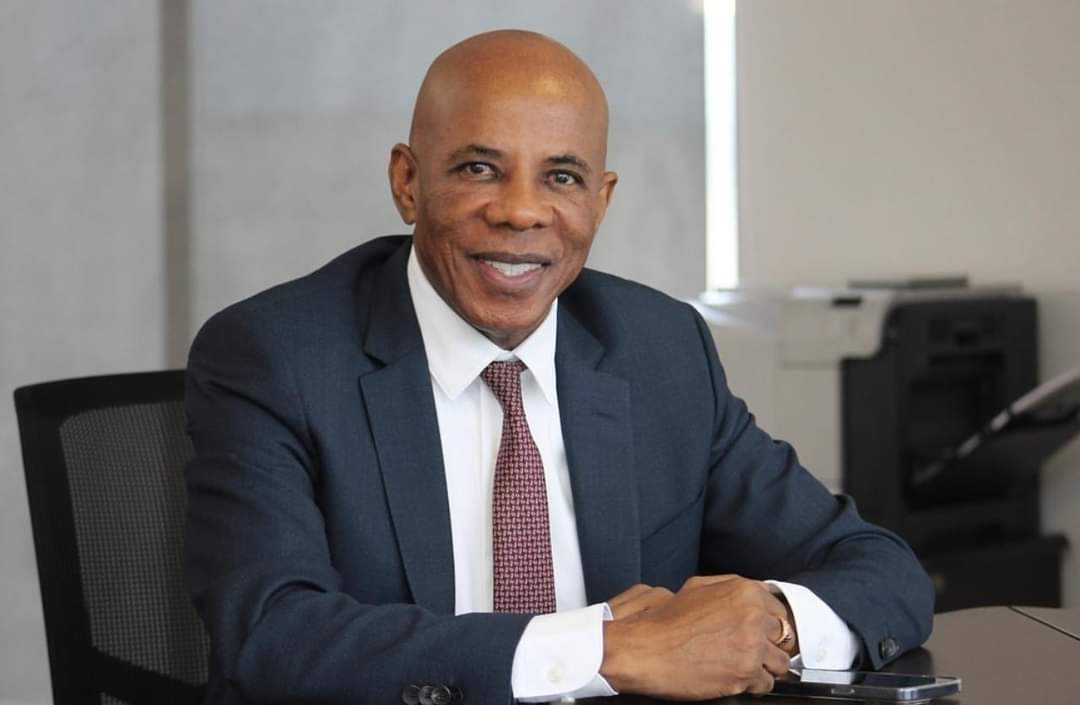 Juzgado ratifica fallo y obliga al Ministerio de Educación reconocer a Emilio Mosquera como ...